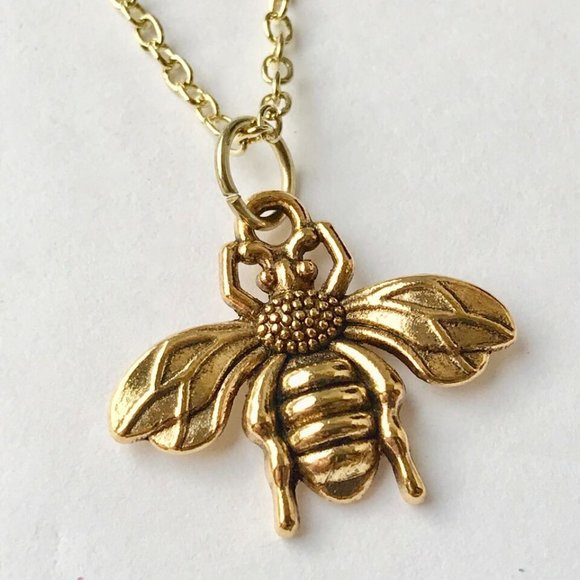 Jewelry | Gold Bumble Bee Pendant Necklace 18 Insect Queen Bea Vintage ...